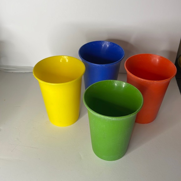 Tupperware | Dining | Vintage Tupperware Cups | Poshmark